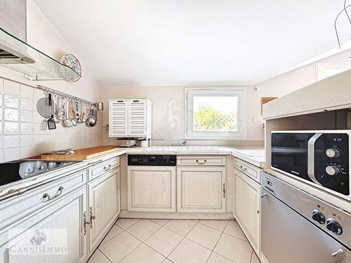 Appartement à vendre - Sainte-Maxime, Virgiles, Capet dAzur, Souleyas, Croisette - 3 pièces - 2 chambres