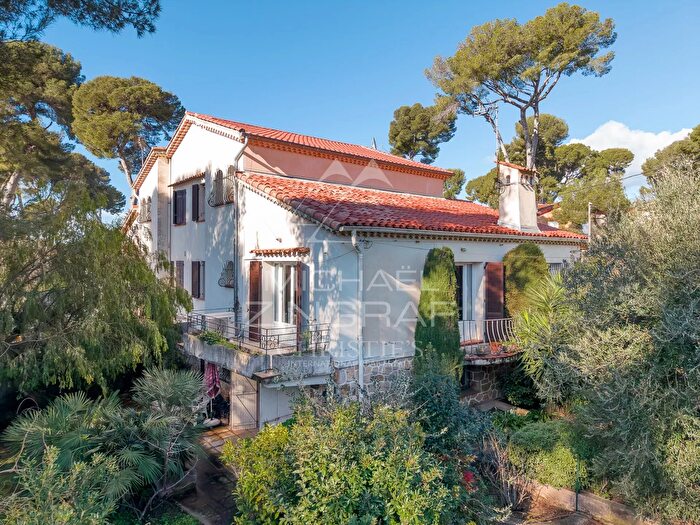 Maison à vendre - Antibes, Juan-les-Pins, Le Cap - 6 pièces - 5 chambres