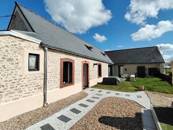 Maison à vendre - Bonneval - 4 pièces - 2 chambres