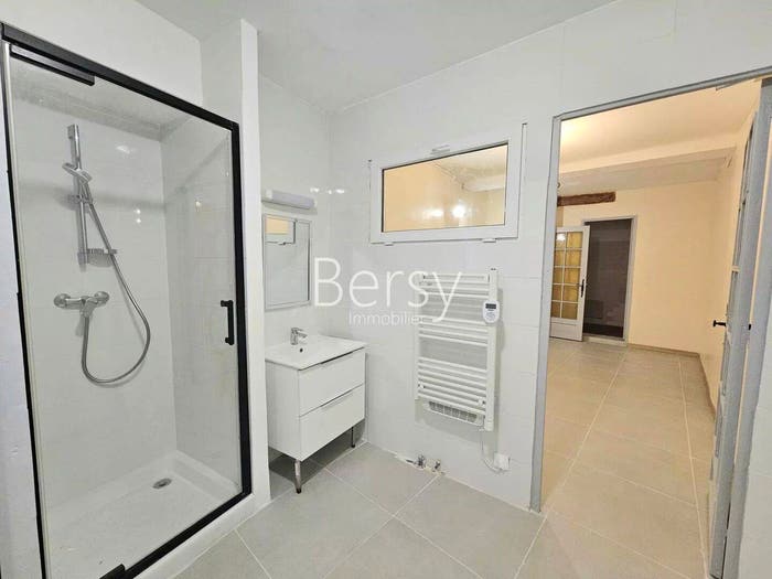 Caromb : Appartement 2 pièces à louer