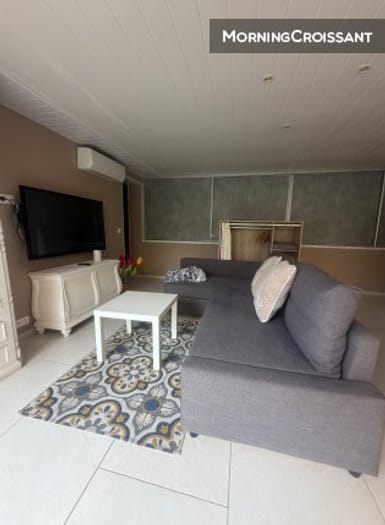 Appartement 1 pièce à Roquebrune-sur-Argens, La Bouverie, à louer