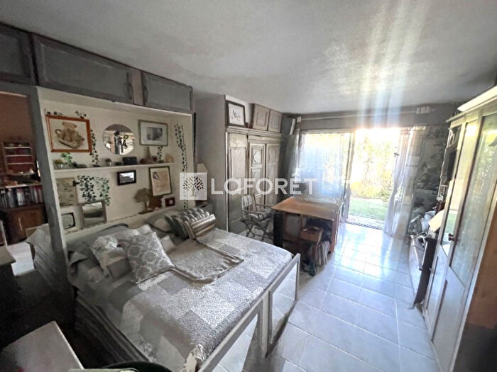 Saint-Laurent-du-Var, Jacquons, Plateaux Fleuris : Appartement 1 pièce à vendre