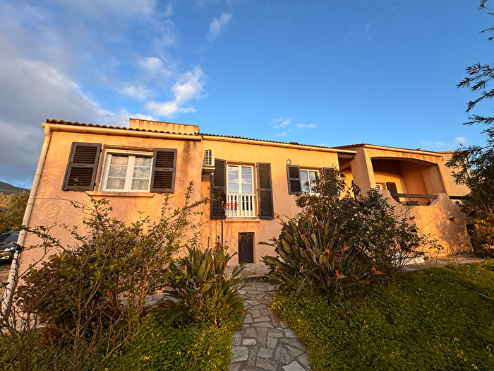 Maison à vendre - Furiani - 7 pièces - 5 chambres