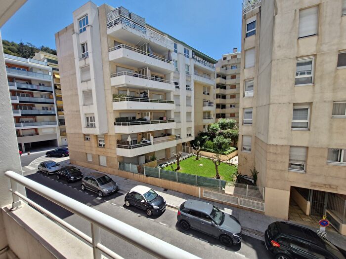Appartement 2 pièces à Nice, Saint-Roch, à vendre