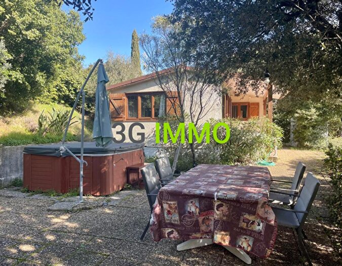 Maison à vendre - Le Muy - 3 pièces - 2 chambres