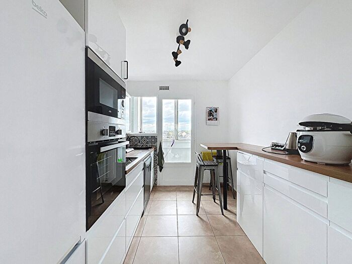 Appartement à louer - Centre, Angers - 3 pièces - 2 chambres