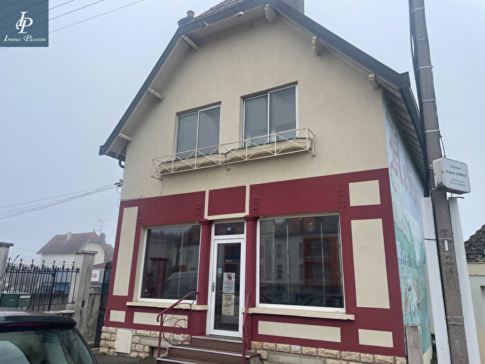 Maison à vendre - Chenôve, Chenôve - 5 pièces - 2 chambres