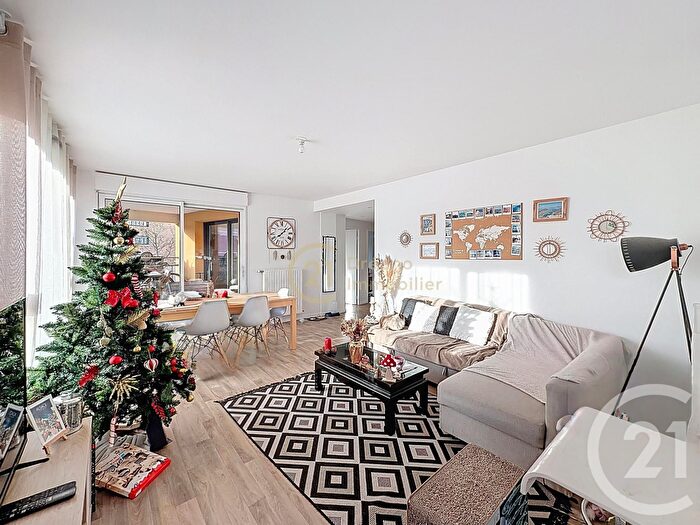 Appartement à vendre - Saint-Jacques-de-la-Lande - 4 pièces - 3 chambres