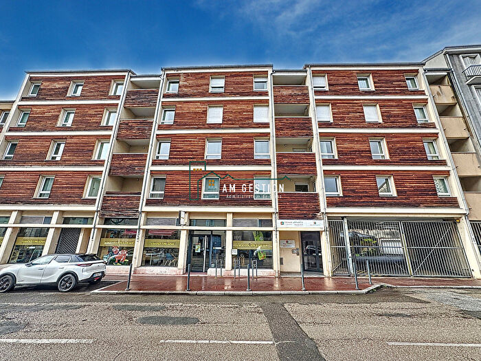 Appartement 1 pièce à vendre à Limoges, Centre-ville, Hôtel de Ville, Emailleurs