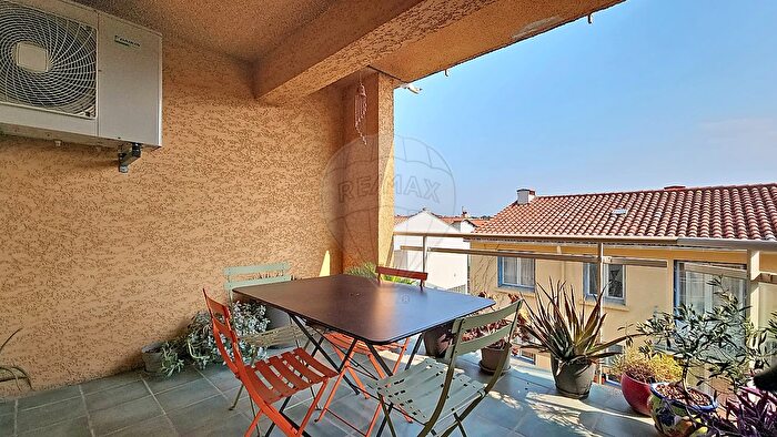 Appartement 4 pièces à Perpignan, Les Remparts, à vendre