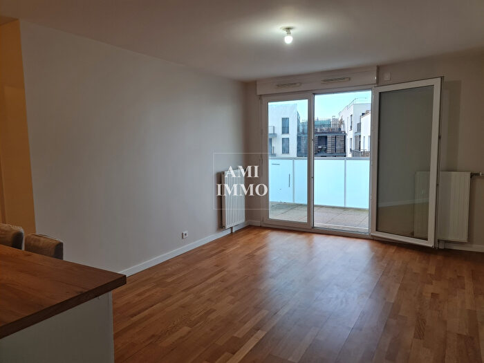 Appartement à louer - Palaiseau, Plateau - 3 pièces - 2 chambres