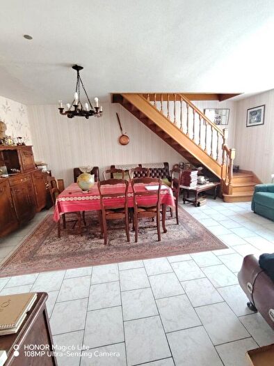 Maison 6 pièces à vendre à Azé