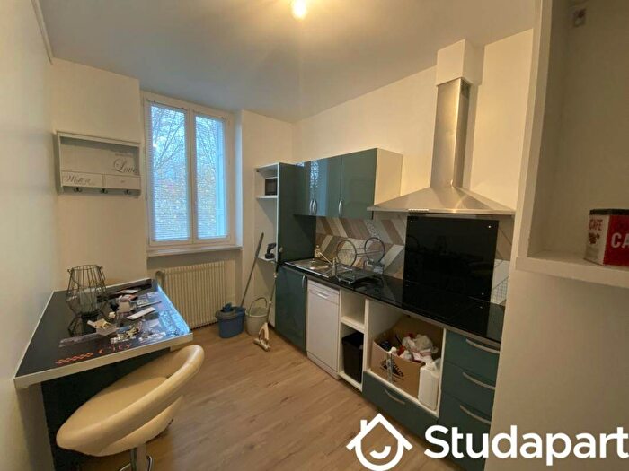 Appartement à louer - Hyper Centre-Vieille Ville, Saint-Étienne - 3 pièces