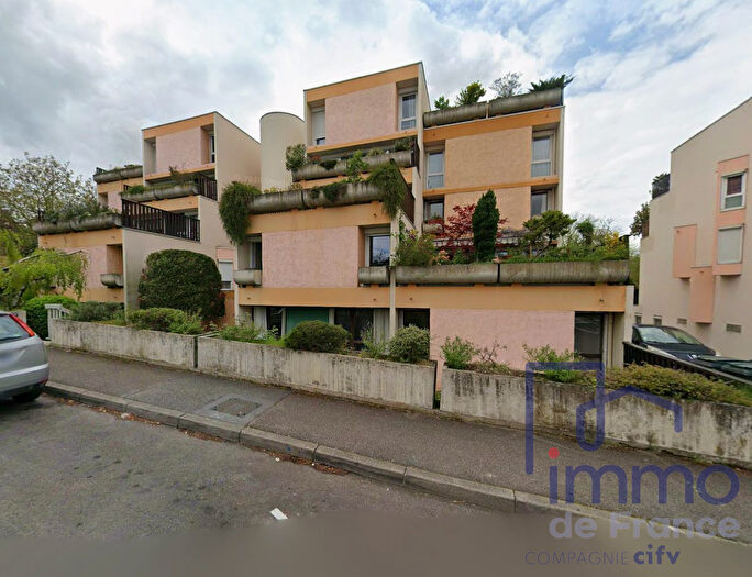 Appartement 6 pièces à Saint-Chamond, Saint-Julien, Crêt d'Oeillet, à vendre