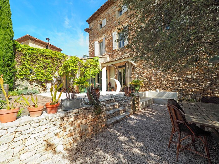 Maison 7 pièces à vendre à Uzès