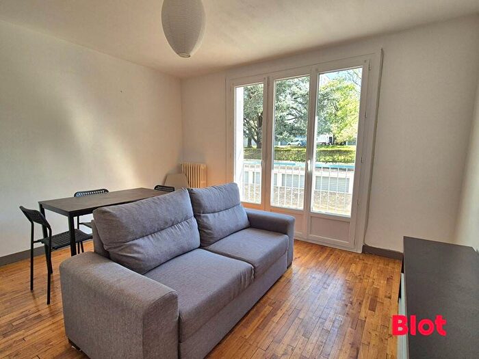 Appartement à louer - Rennes - 3 pièces - 2 chambres