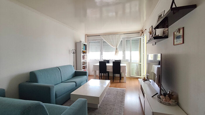 Appartement à vendre - Ris-Orangis, Moulin à Vent - 4 pièces - 3 chambres