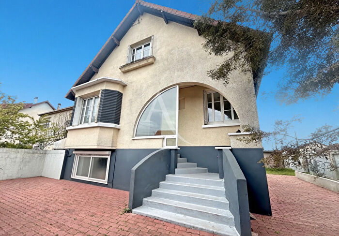 Maison 6 pièces à Tremblay-en-France, Le Bois Saint-Denis, à vendre