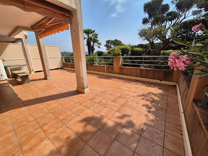 Appartement 4 pièces à Hyères, Costebelle, Almanarre, à vendre