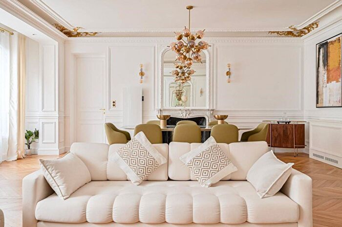 Appartement à louer - Porte Dauphine, Paris ème arrondissement - 5 pièces - 3 chambres