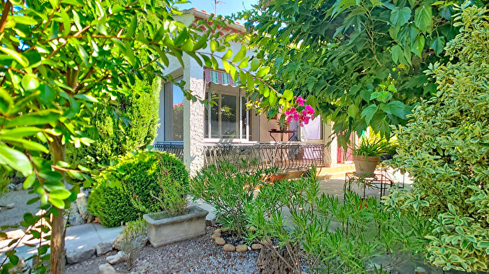 Pernes-les-Fontaines : Maison 4 pièces à vendre