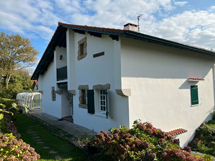 Maison à vendre - Urrugne - 5 pièces - 4 chambres