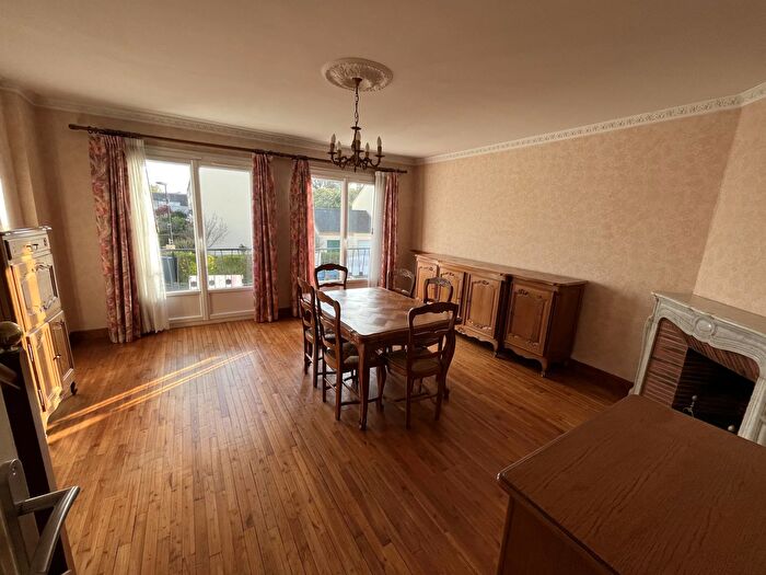 Maison à vendre - Villepreux - 4 pièces - 3 chambres