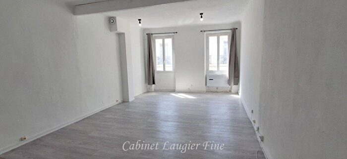 Appartement à louer - Marseille ème arrondissement - 1 pièce