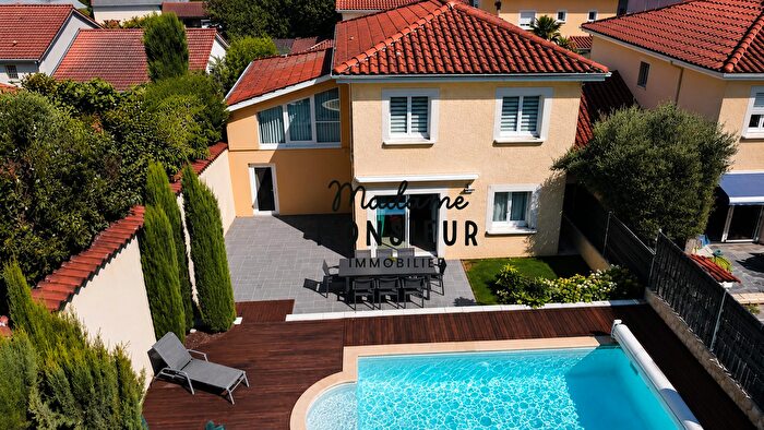 Genas : Maison 5 pièces à vendre