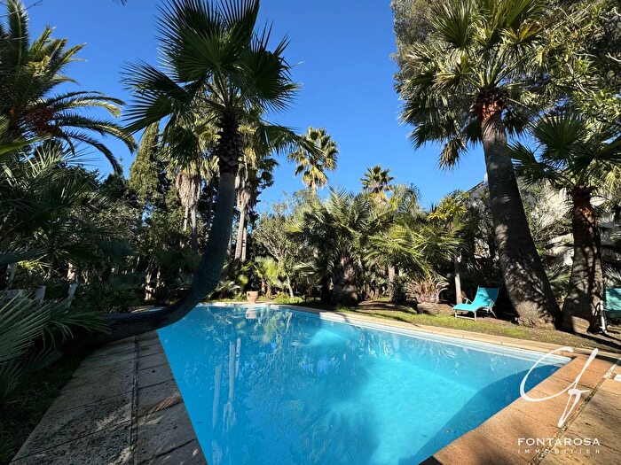 Maison à vendre - Fréjus, Saint-Aygulf - 5 pièces