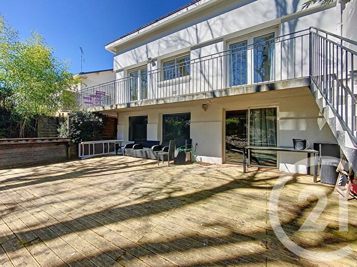 Maison à vendre - Cholet, Tuilerie - 12 pièces - 9 chambres