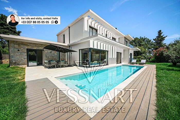 Mougins - Maison 8 pièces à vendre