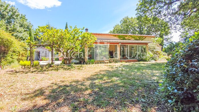Maison 4 pièces à vendre à Uzès