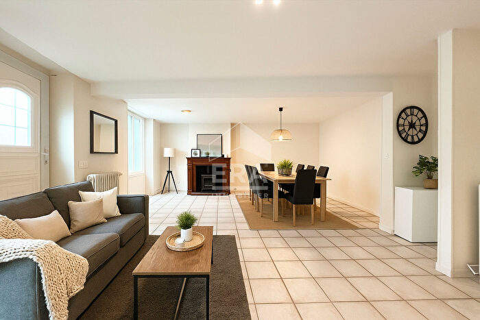 Maison à vendre - Voulx - 5 pièces - 4 chambres