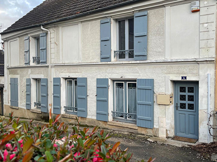 Maison à vendre - Sainte-Aulde - 6 pièces - 5 chambres