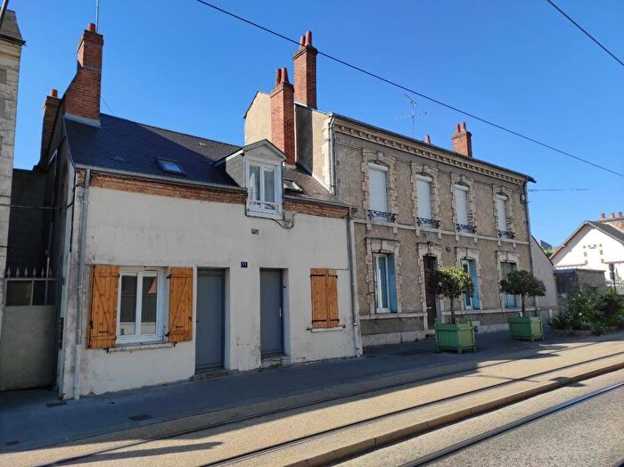 Beaumont-Vauquois, Orléans : Appartement 2 pièces à louer