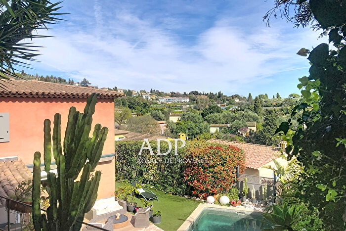 Maison à vendre - Grasse, Saint-Jacques - 6 pièces - 4 chambres