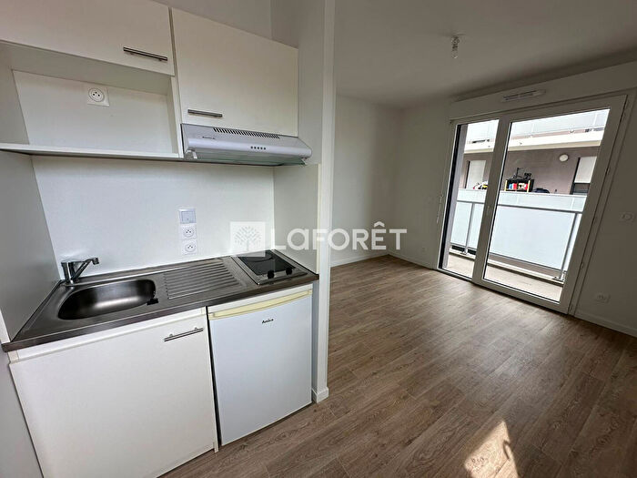 Appartement 1 pièce à Saint-Jean-d'Illac, à louer