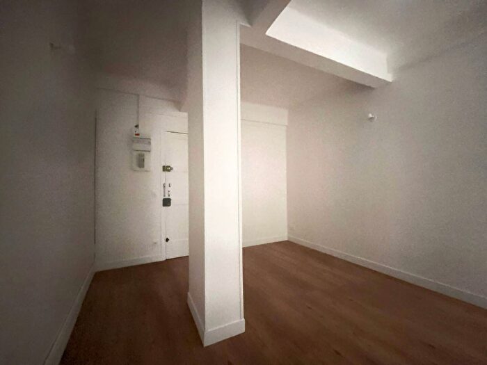 Gros Caillou, Paris 7ème arrondissement - Appartement 1 pièce à louer
