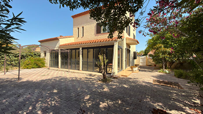 Maison 4 pièces à Saint-Cyprien, Le Rapatel, Las Planas, à vendre