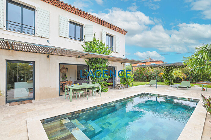 Maison 4 pièces à vendre à Hyères, Maurels