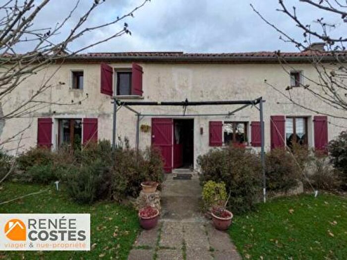 Le Vigeant - Maison 5 pièces à vendre