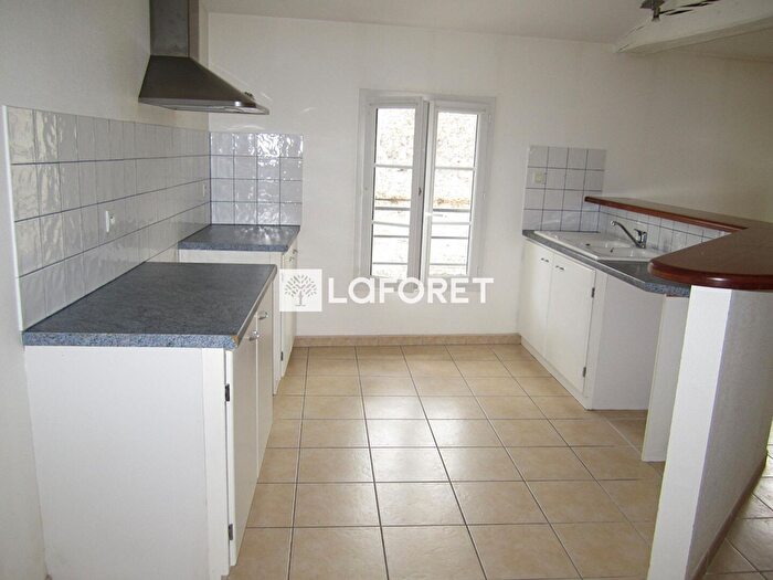 Archiac : Appartement 4 pièces à louer