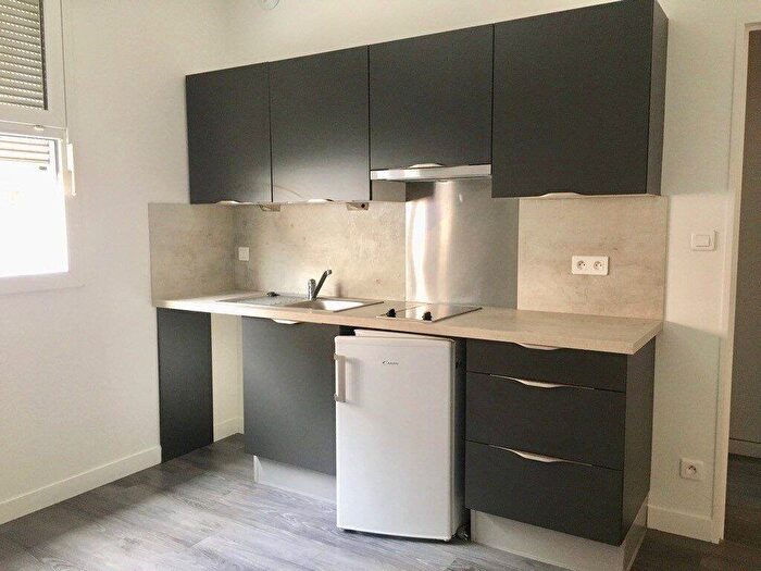 Appartement à louer - Saint Honoré-Jeanne dArc, Amiens - 1 pièce