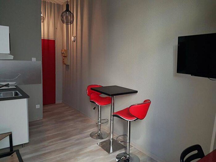 Championnet-Caserne de Bonne, Grenoble - Appartement 1 pièce à louer