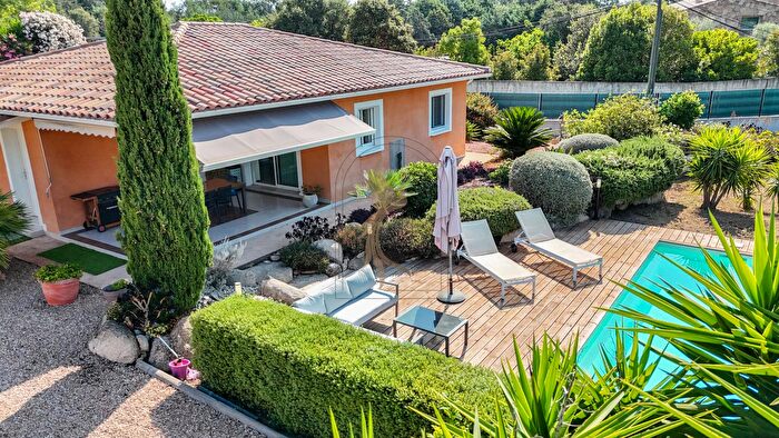 Maison à vendre - Zonza - 4 pièces - 3 chambres