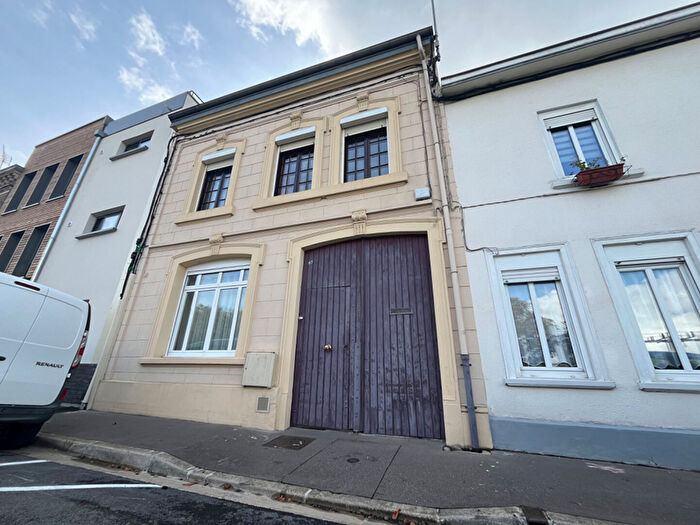 Maison à vendre - Amiens, Saint-Honoré, Jeanne dArc - 7 pièces - 5 chambres