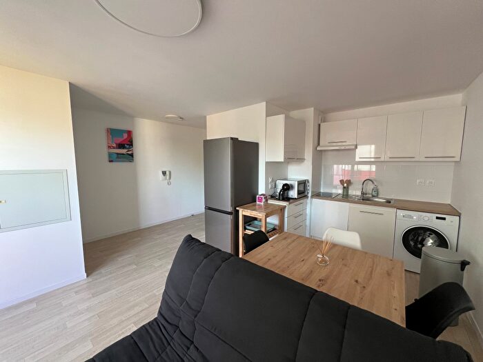 Appartement 2 pièces à louer - Nantes, Sainte-Thérèse, Rond-Point de Vannes