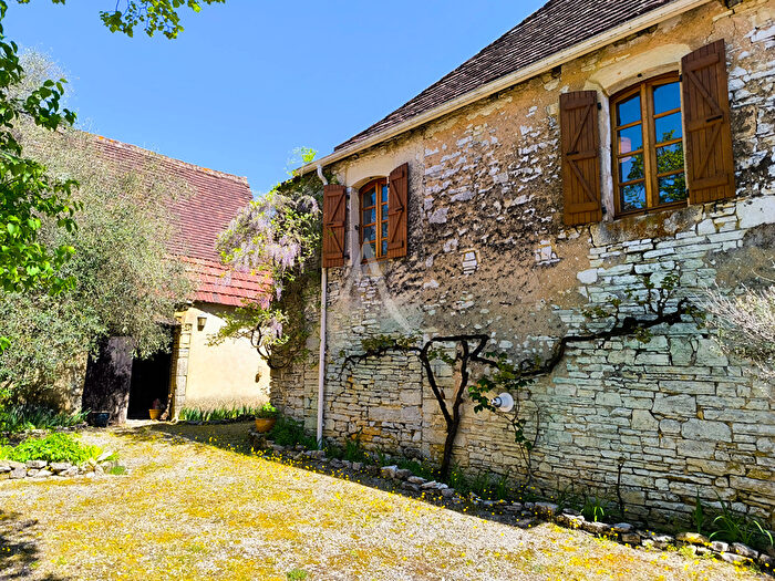 Maison 5 pièces à Montgesty, à vendre