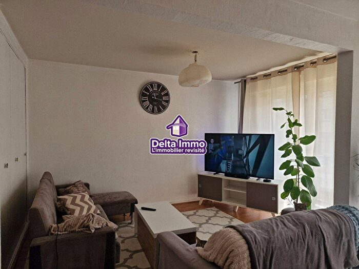 Centre Ville-Cathédrale, Évreux - Appartement 4 pièces à louer